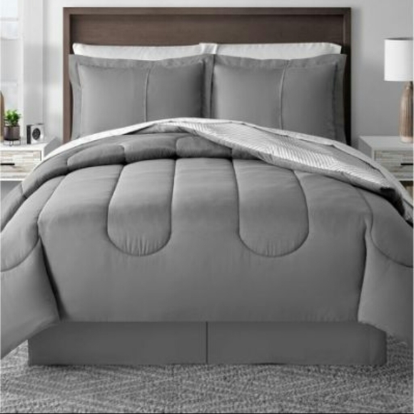 Sunham | Bedding | Sunhambayport Reversible 8pc Full Comforter Set ...
